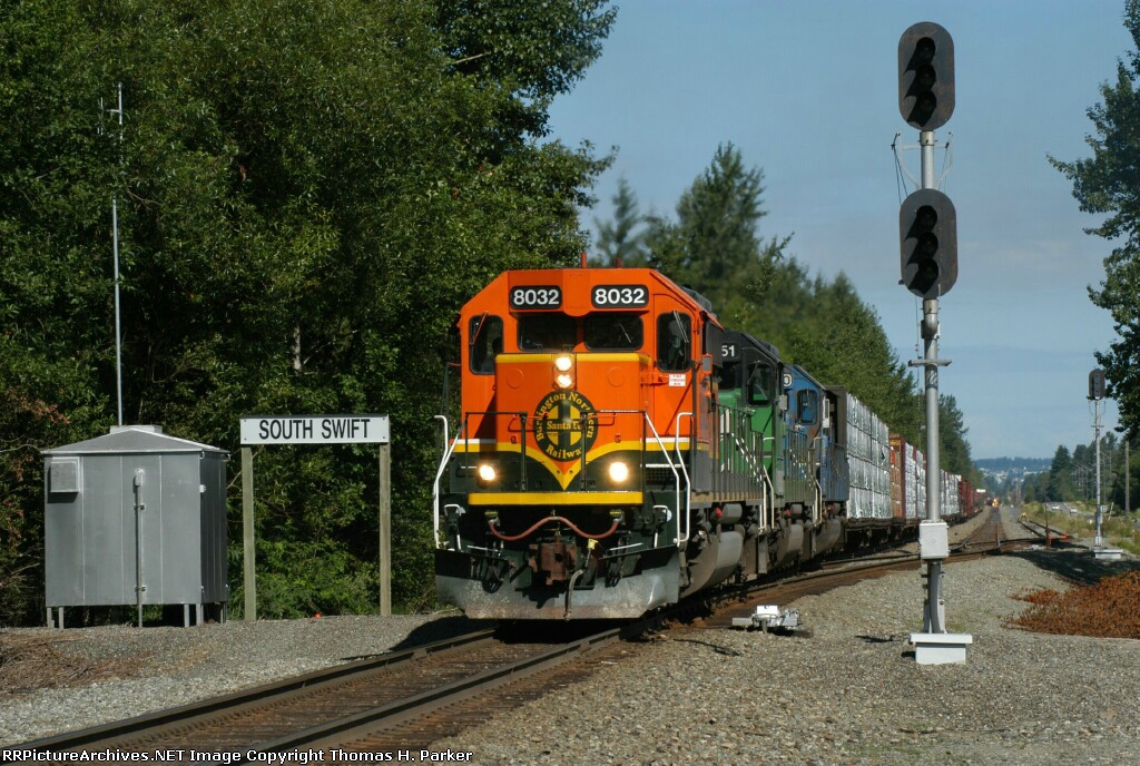 BNSF 8032 SD40-2